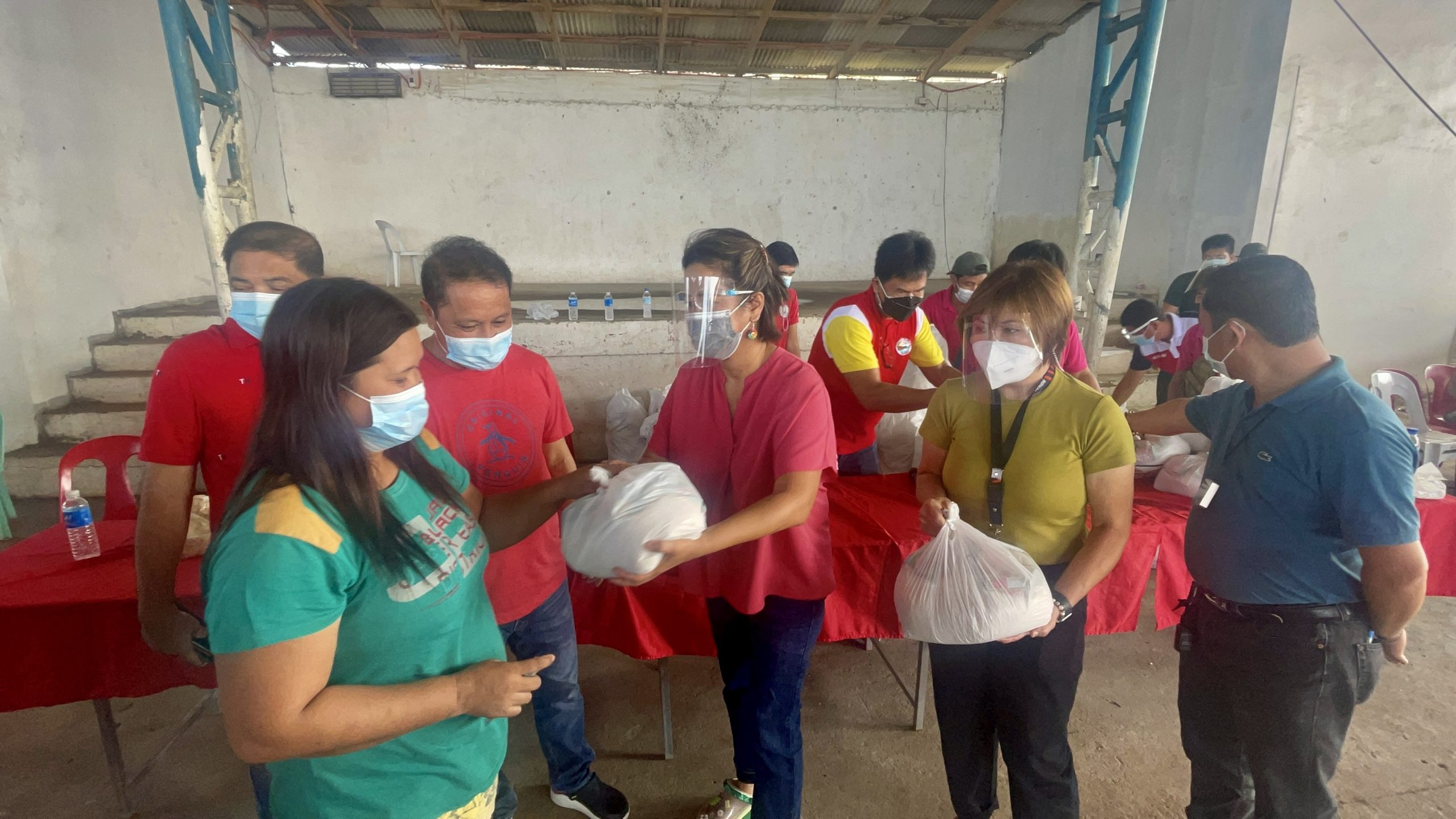 Delta sends relief to flood-affected Candaba residents - iOrbit News Online