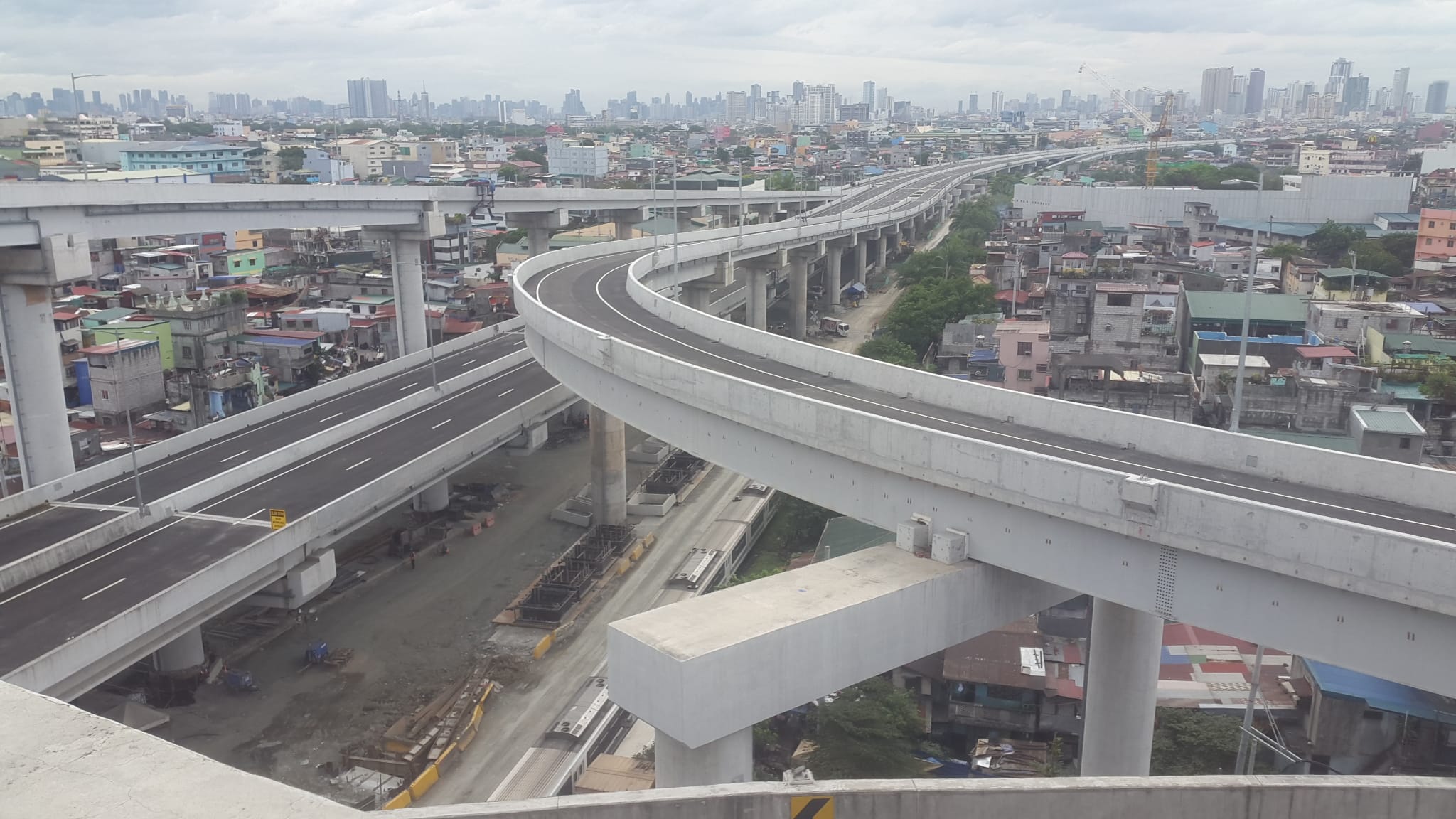 NLEX advises motorists to use Connector Road to ease post-Undas traffic ...